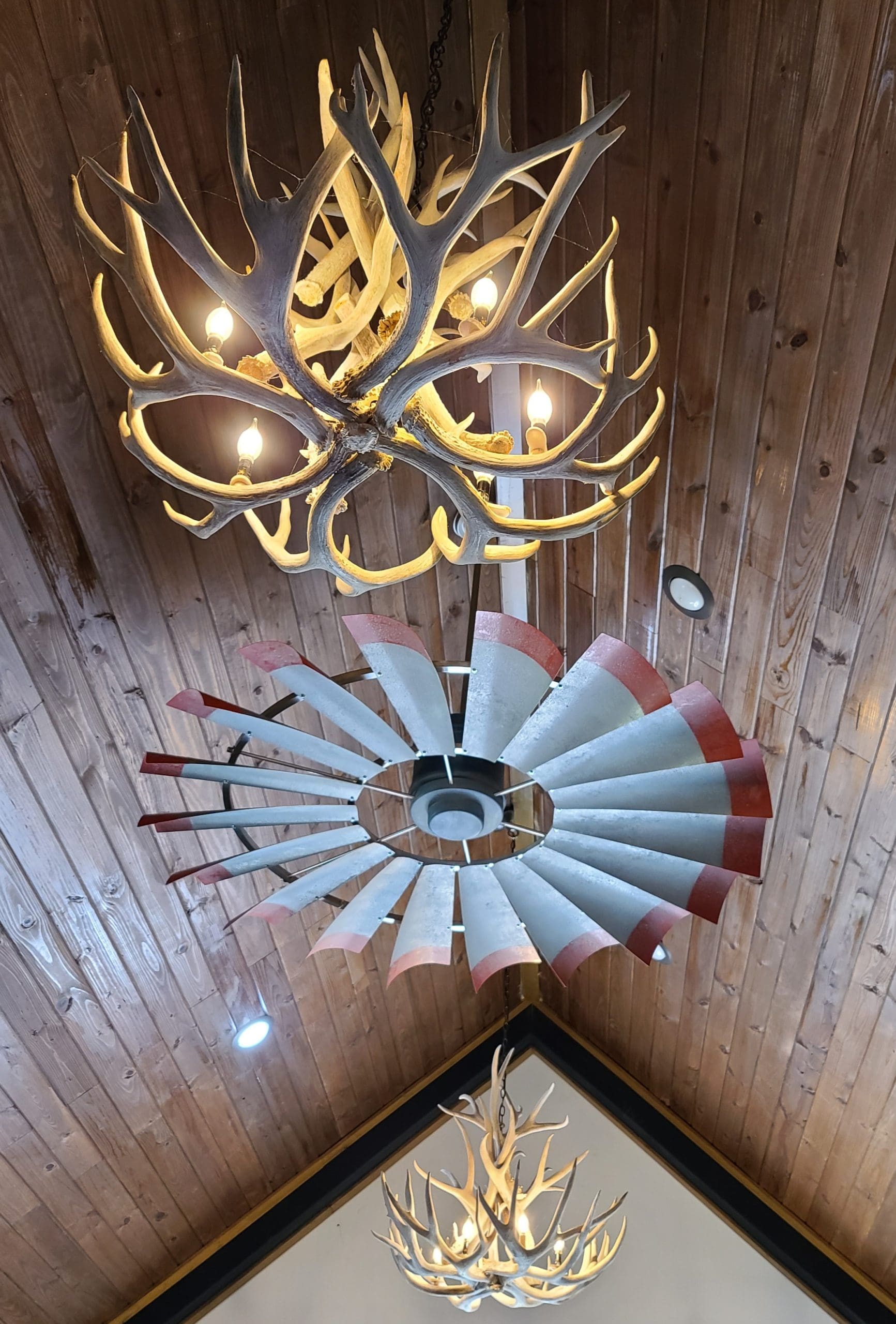 Which Way Should My Fan Spin During the Summer and Winter?