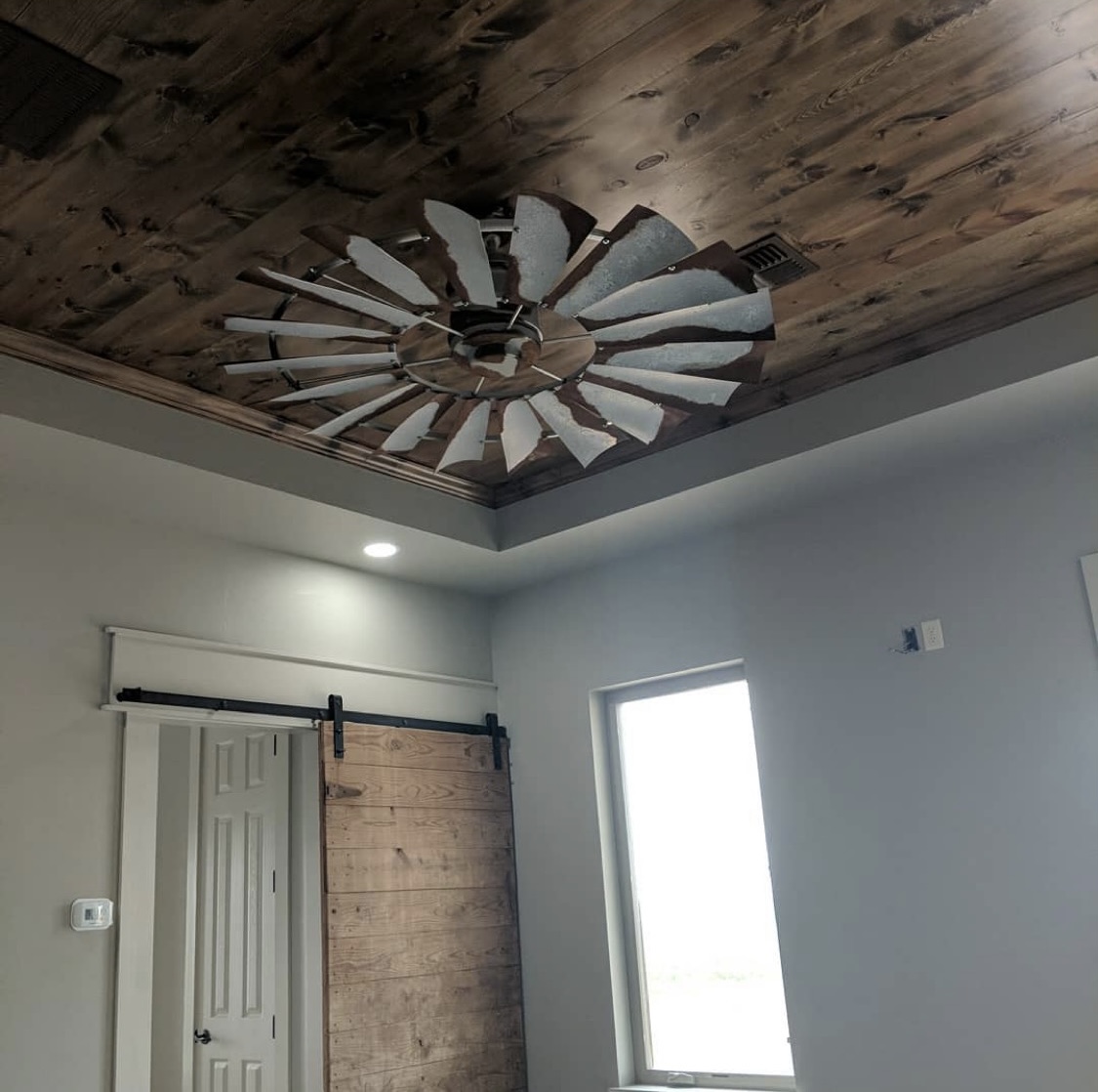 Country Looking Ceiling Fan - Barn Metal | Windmill Ceiling Fans
